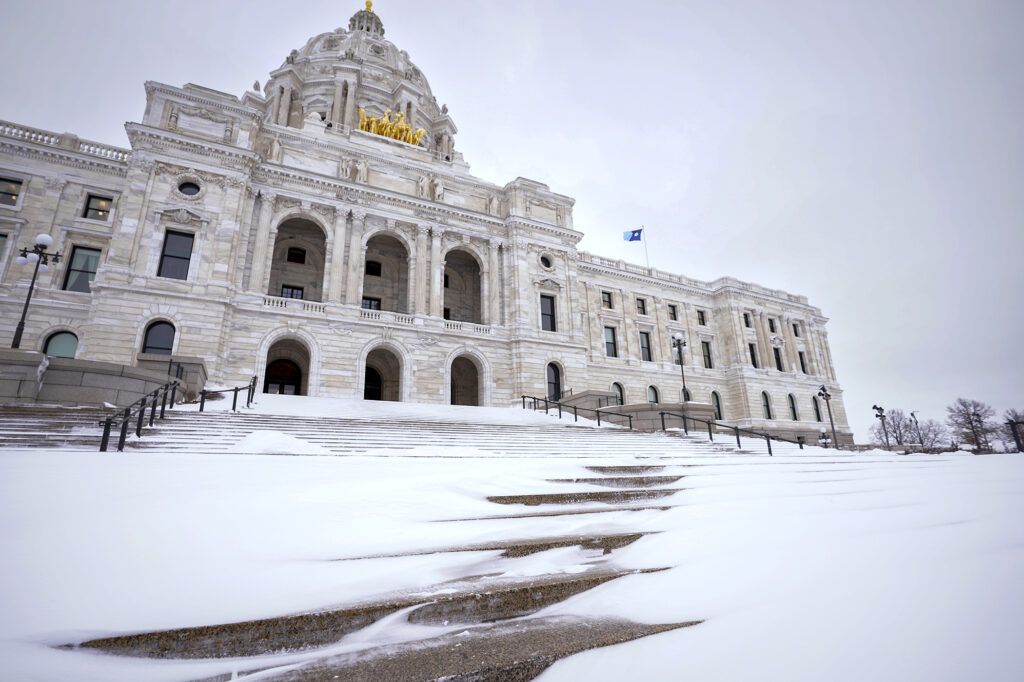 Newsiest holidays ever? Here’s your Minnesota news wrap-up | News From ...
