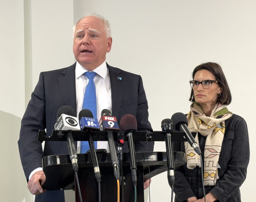 Trump spending freeze imperils Minnesota police, farmers and cancer ...