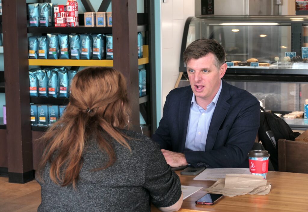 Minnesota House Democrats work from afar as GOP convenes sessions ...