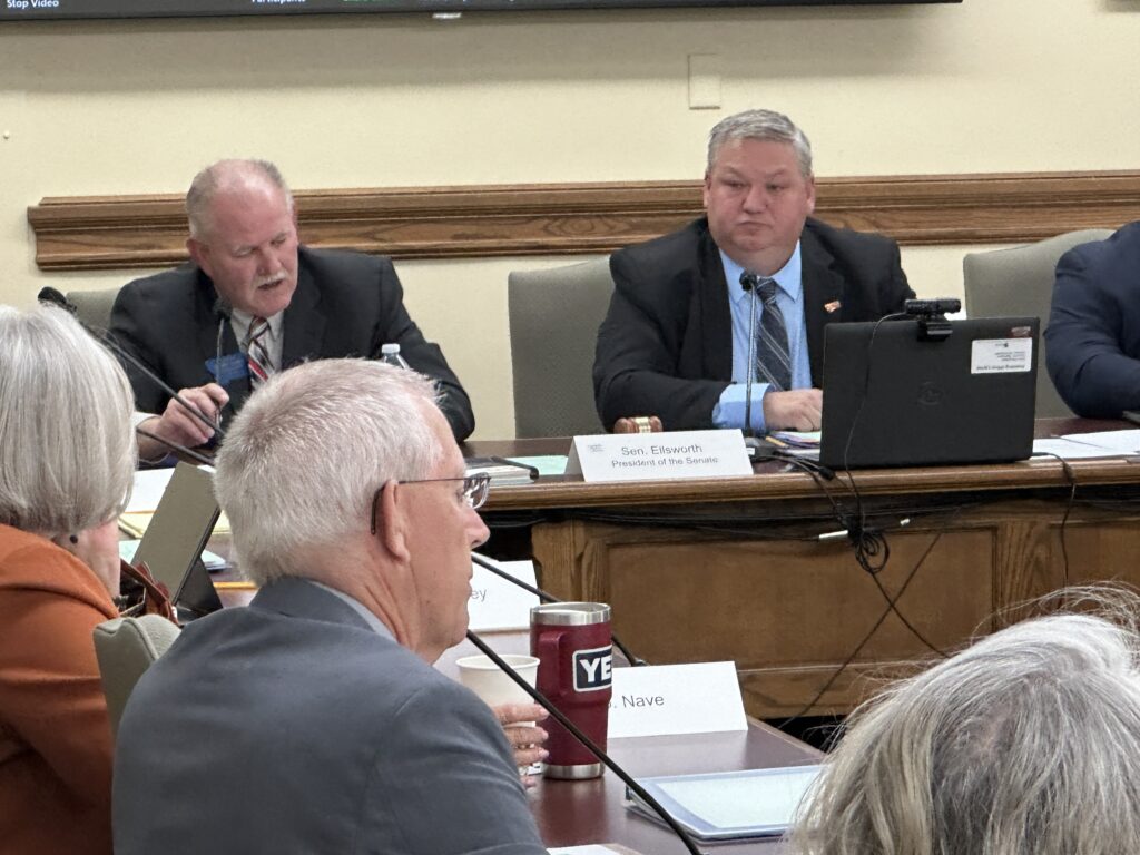 Ellsworth turns from former persecutor to latest Democratic martyr ...