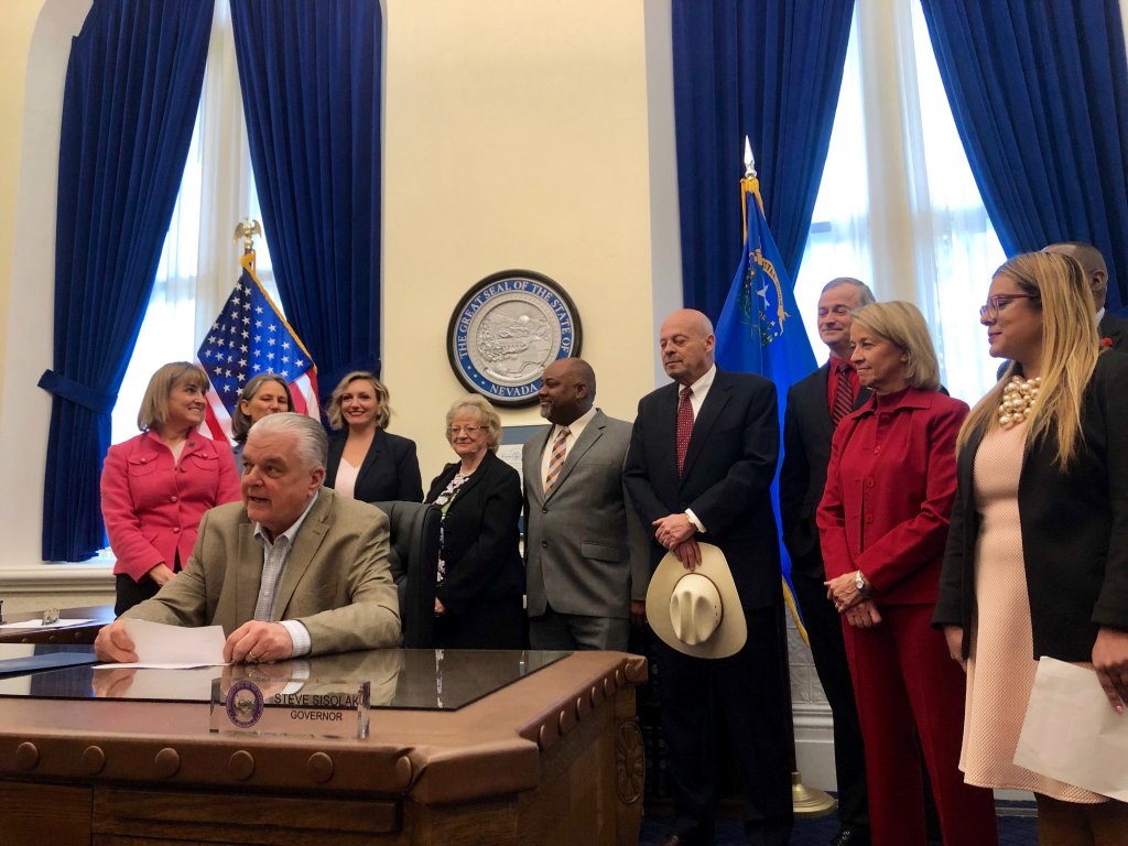 Sisolak signs executive order to improve census count | News From The ...