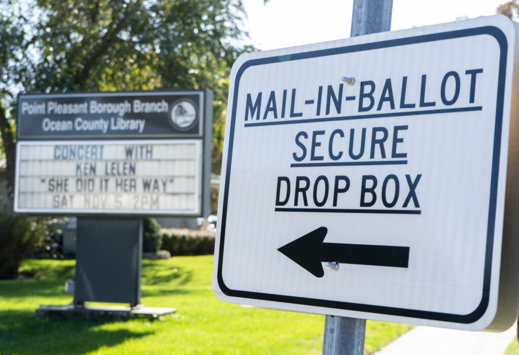 Trump Order On Late Arriving Mail In Ballots Egregious And Illegal N