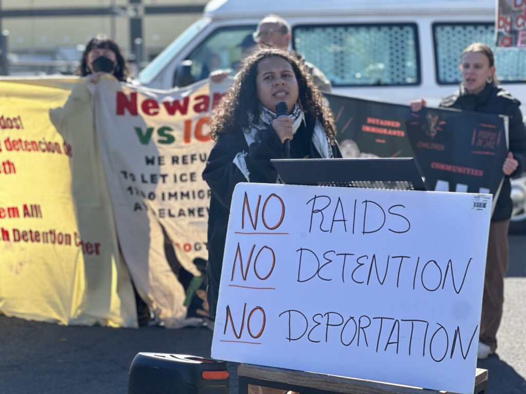As ICE eyes new immigrant jail in Newark, activists protest conditions ...