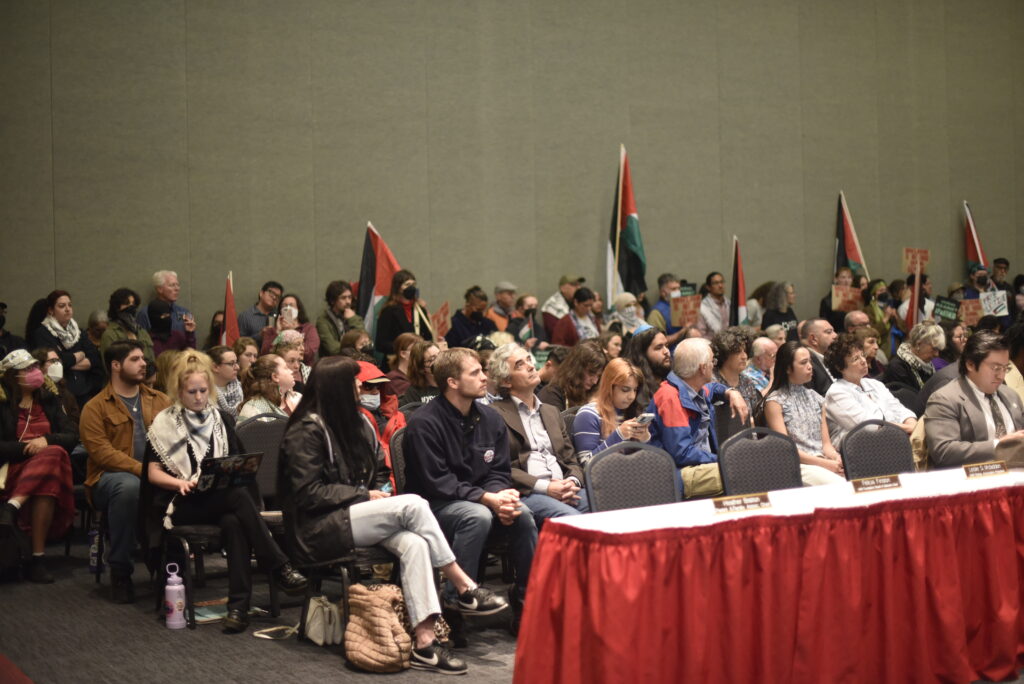 UNM students outline more violence by police in Gaza Solidarity ...