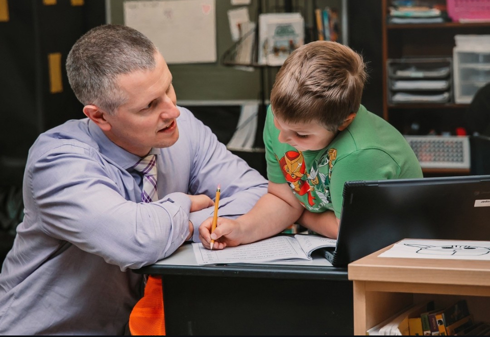 State schools superintendent candidate Jeff Wright says he’ll improve ...