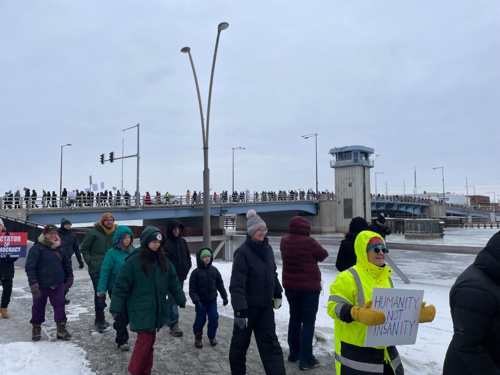 Green Bay residents protest killing of Alex Pretti, graduate of local ...