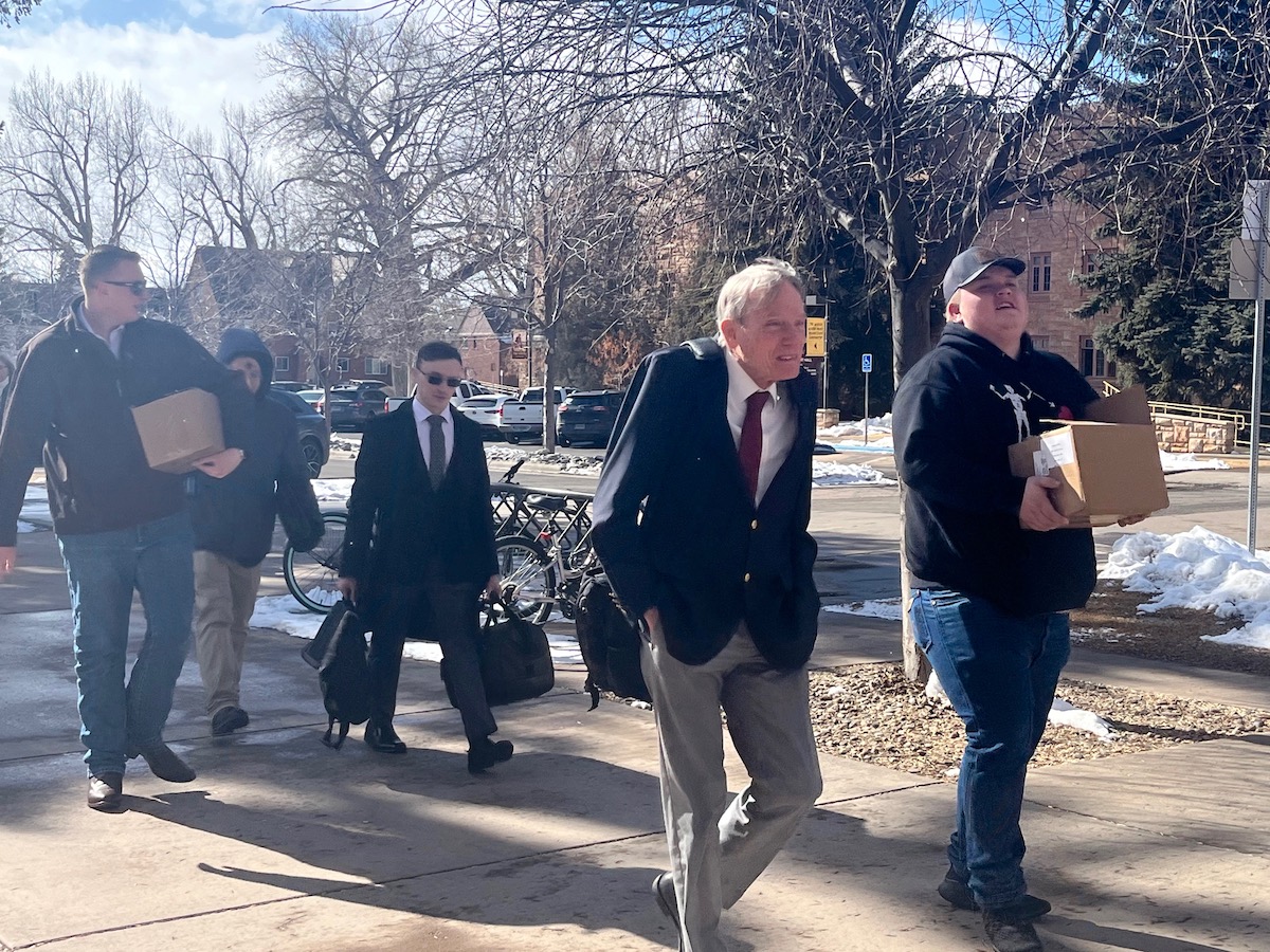 Gordon’s energy initiatives survive opposition from climate deniers ...