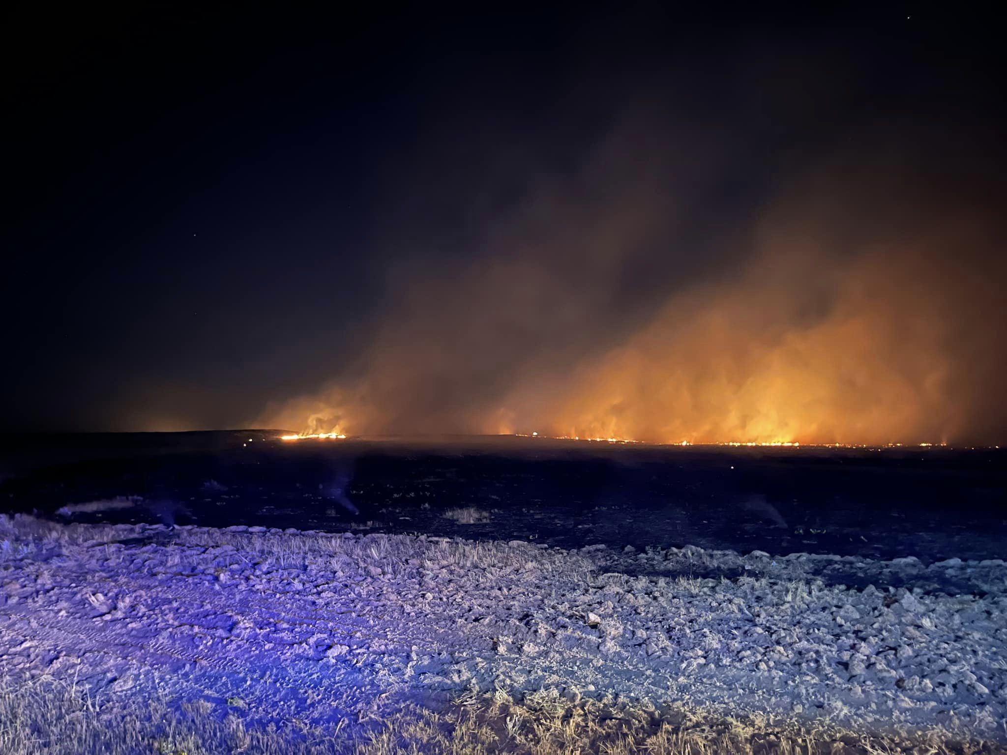 Wildfire burns 163,000 acres in northern Wyoming, forcing evacuations ...