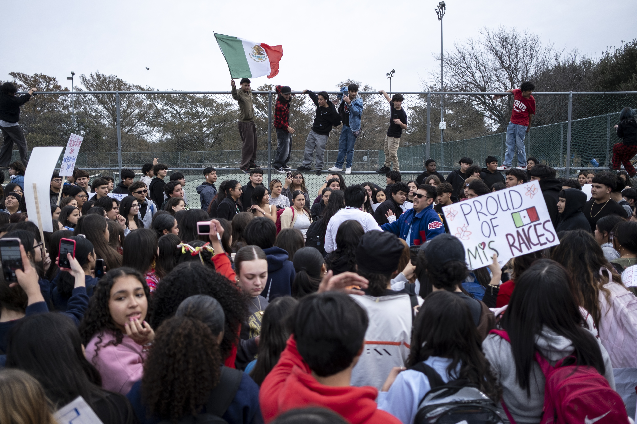 Hundreds of Texas public school students walk out to protest ICE ...