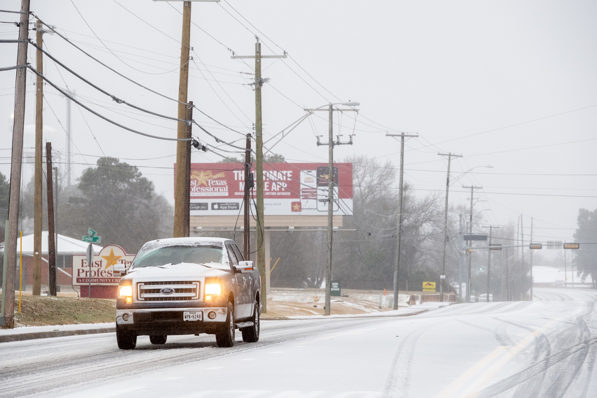 Texas winter storm updates: Sunday brings extreme cold and local power ...