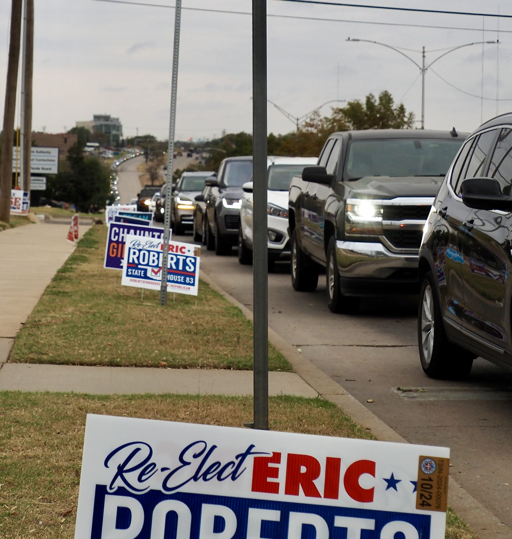 First day of in-person early voting in Oklahoma draws a large crowd ...
