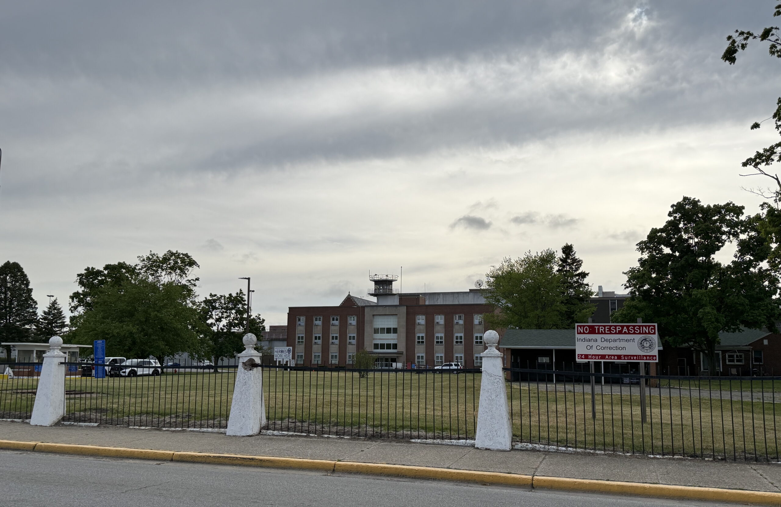 Indiana DOC shifts course, plans to keep Michigan City prison open ...