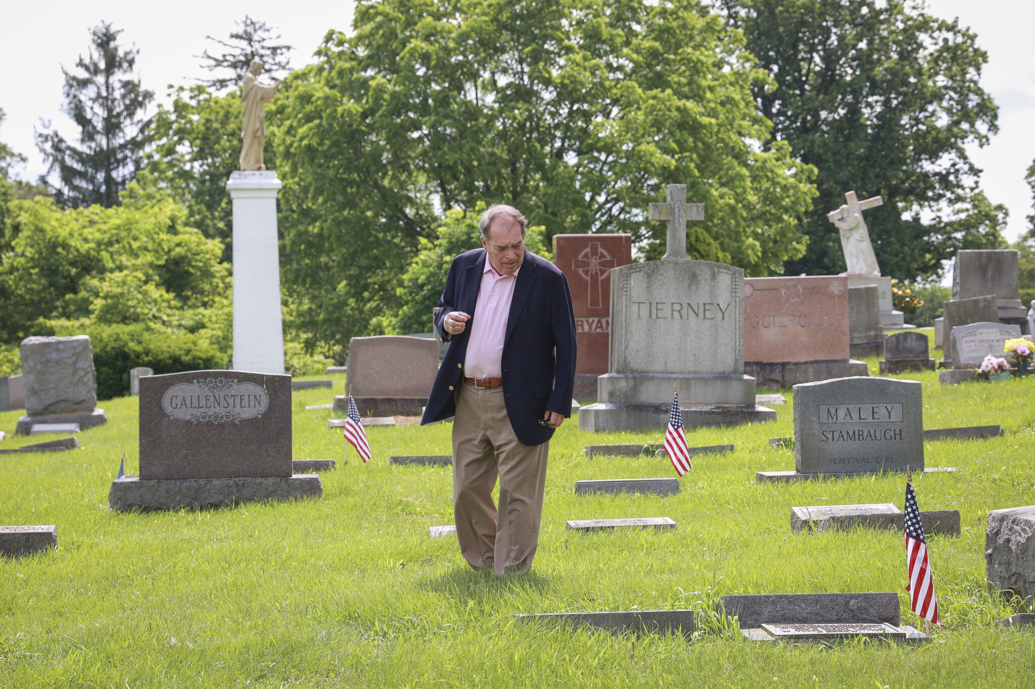 Religious garden, giant cross to rise in Maysville: Jerry Lundergan’s ...