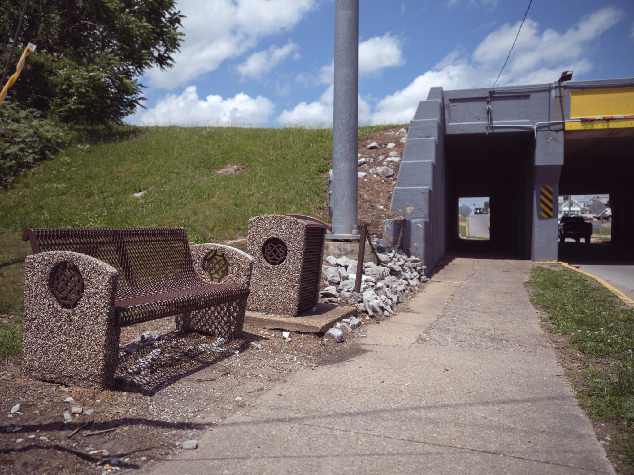 A missing bench comes to symbolize missing solutions to homelessness ...