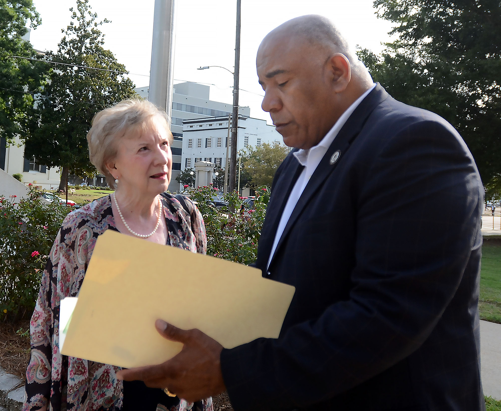 Meet the unlikely pair behind an ousted Hinds County supervisor’s ...