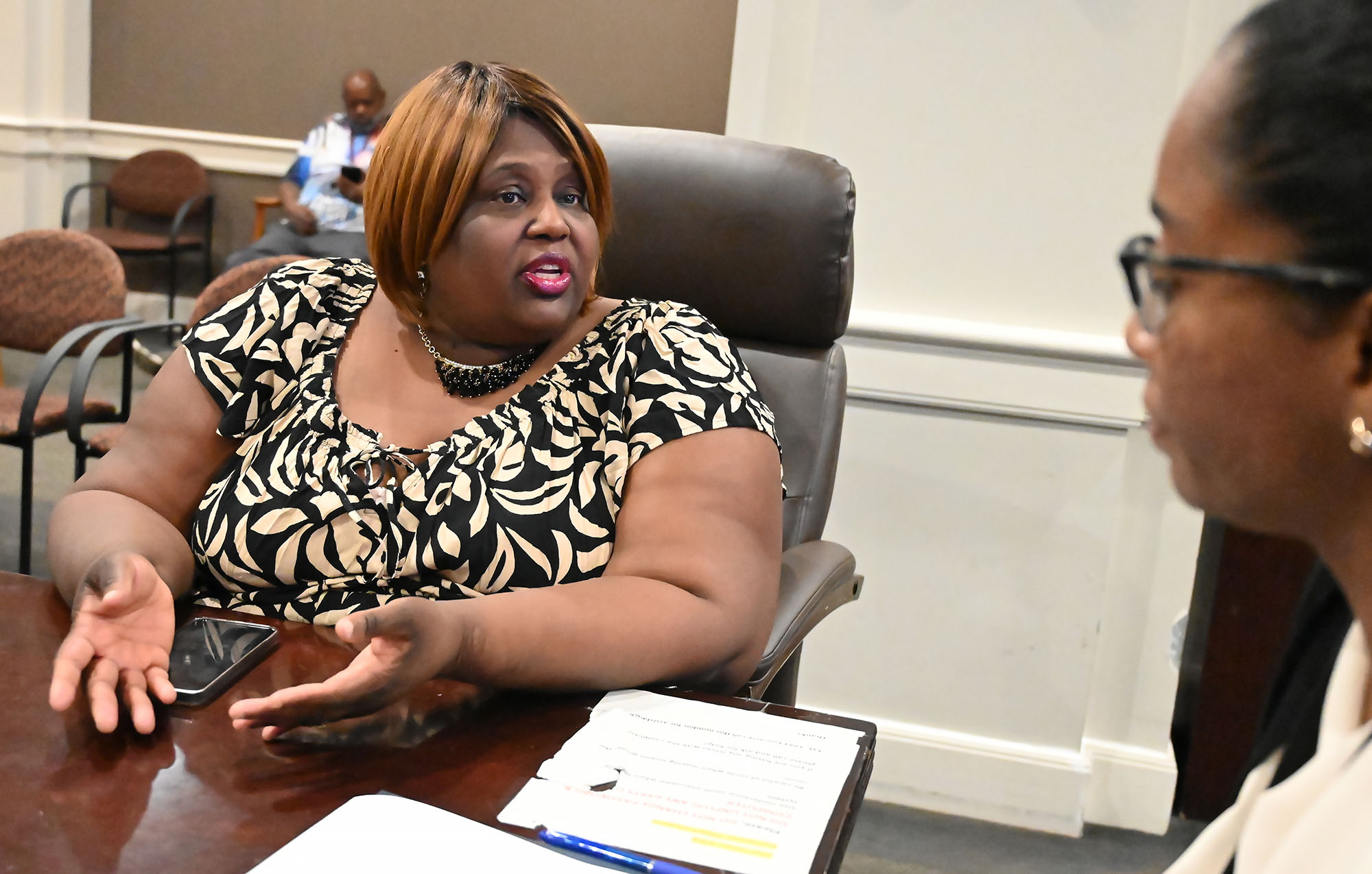Blossom tenant, still living without water, tells Housing Task Force about Jackson’s unforgiving ...