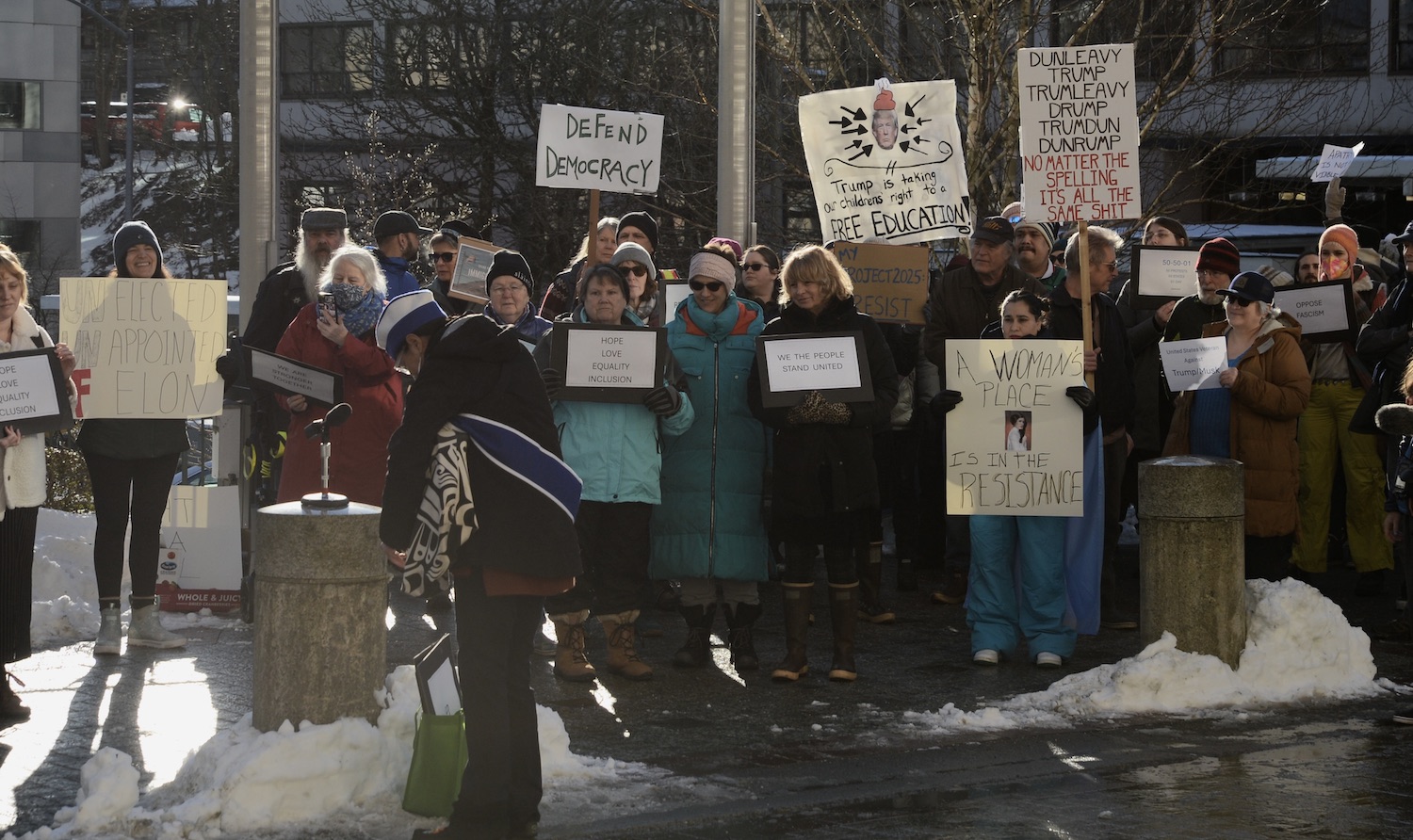 Alaska chapter of nationwide anti-Trump protest brings chanting crowd ...