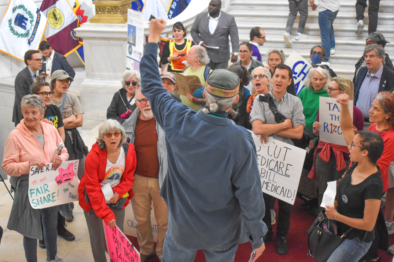 Unions draw striking Butler workers, RIPTA driver in push to pass ‘tax ...