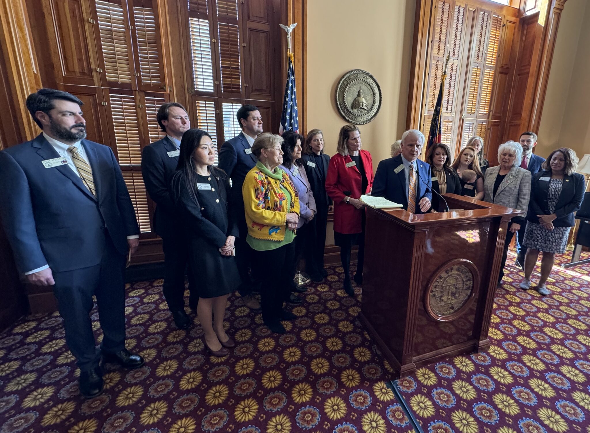 Georgia House gives overwhelming support for more parental leave for ...