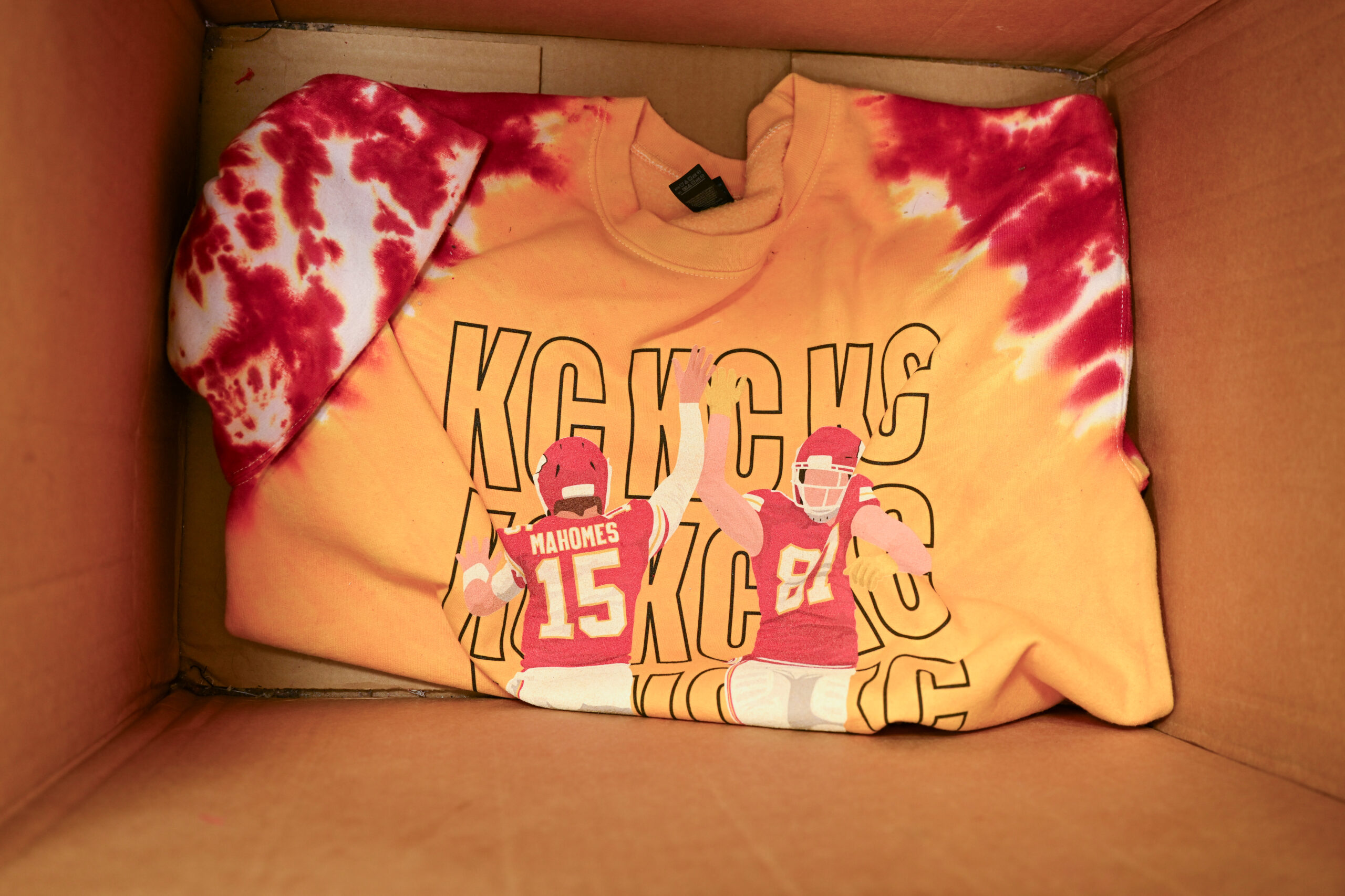 Staying in-bounds isn’t simple when designing Chiefs gear for the Super ...