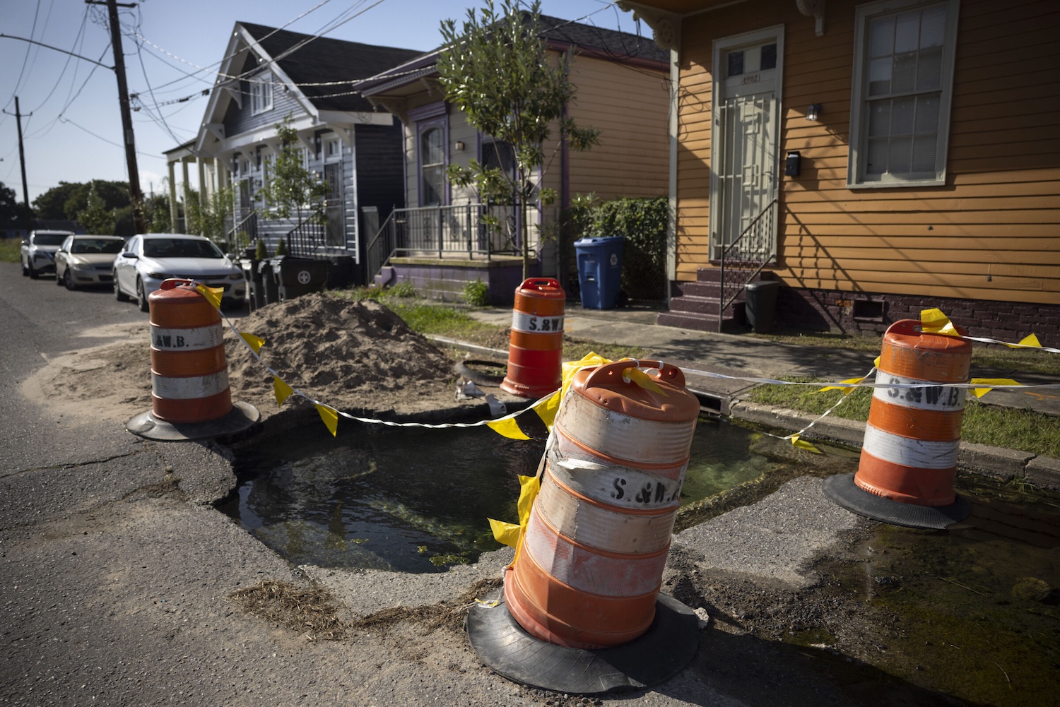 People are leaving New Orleans. Can a new mayor help bring them back ...