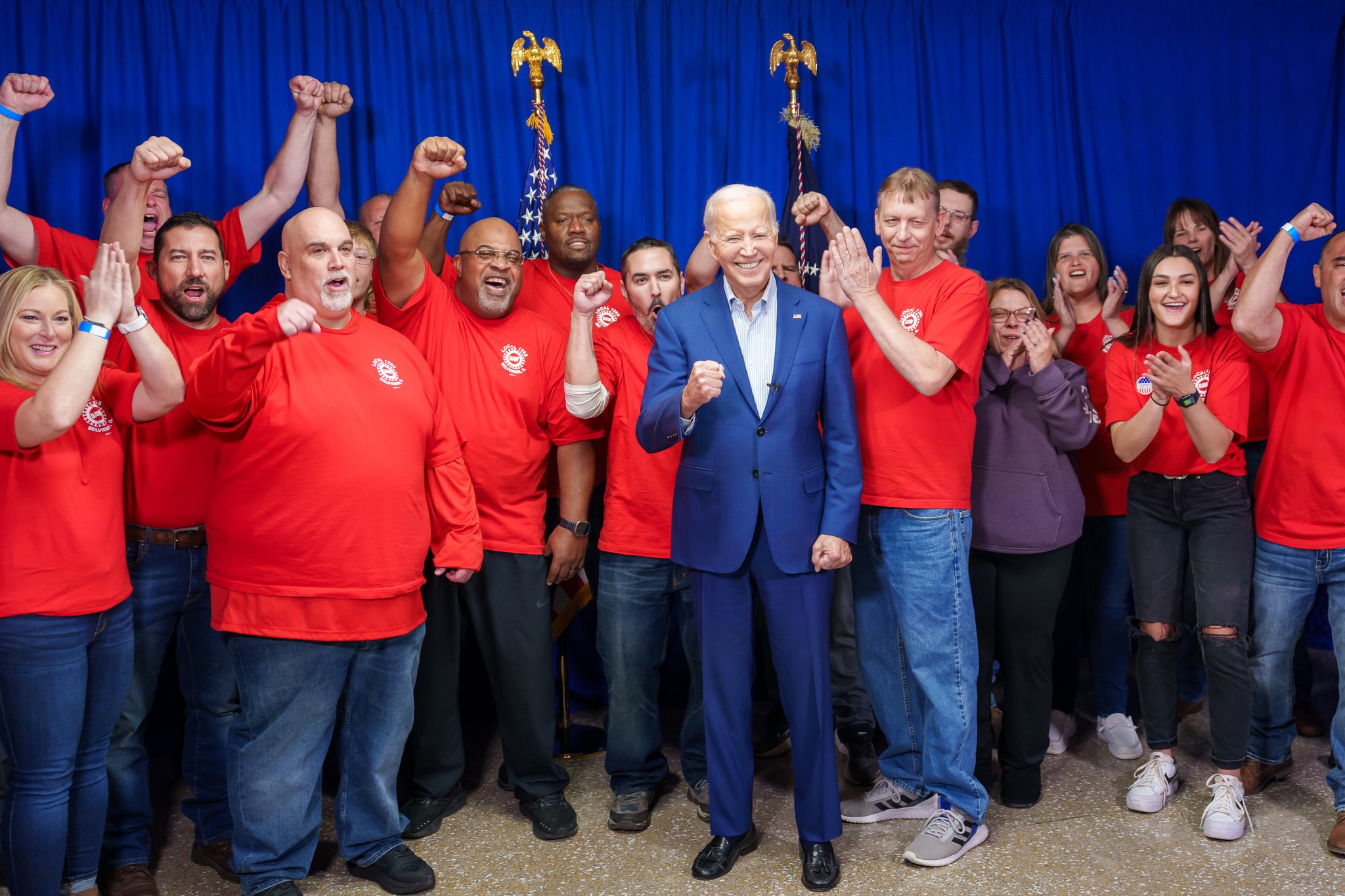 Biden tells UAW head Shawn Fain in Illinois: ‘You’ve done one hell of a ...