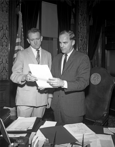 Remembering Ralph Munro, five-term Washington secretary of state and ...