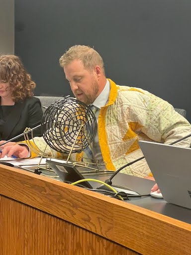 Missouri lawmaker used a Bingo spinner to prove a point. His colleagues ...