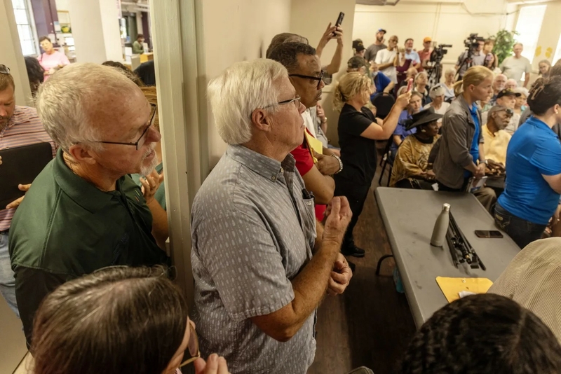 Locals fight plan to bring state’s largest solar facility to Raymond ...
