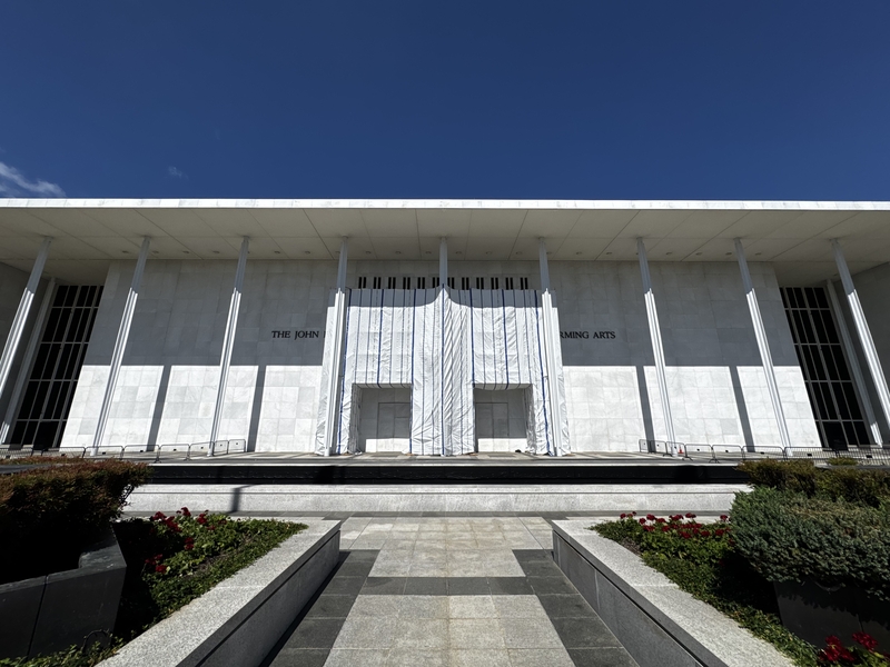 Kennedy Center facade blocked from public view by tarp after Trump’s ...