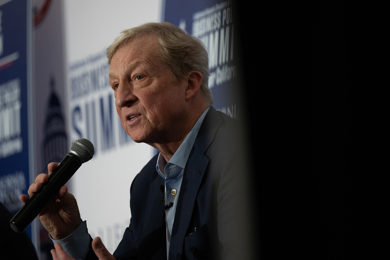 Billionaire blitz: Steyer’s $132 million campaign dwarfs rivals in ...