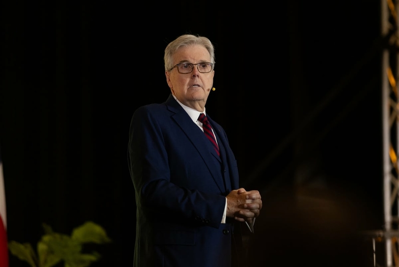 Lt. Gov. Dan Patrick asks state to halt new cement plant permits until ...