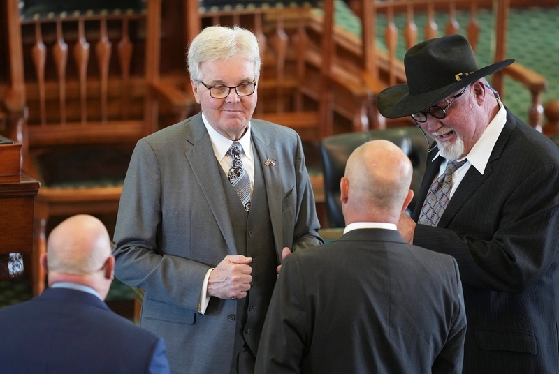 “Pugilist Patrick on full display”: Lt. Gov. Dan Patrick takes aim at ...