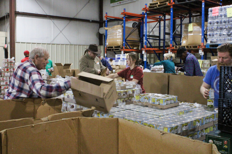 How an Alabama food bank is filling emergency need amid SNAP crisis ...