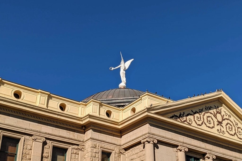 Hobbs signs Arizona budget averting shutdown after House GOP holdout ...