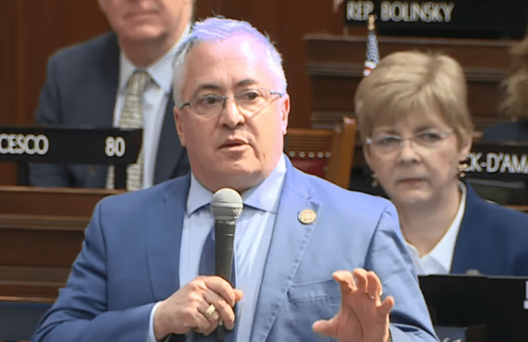 CT House approves contract with new round of state worker raises | News ...