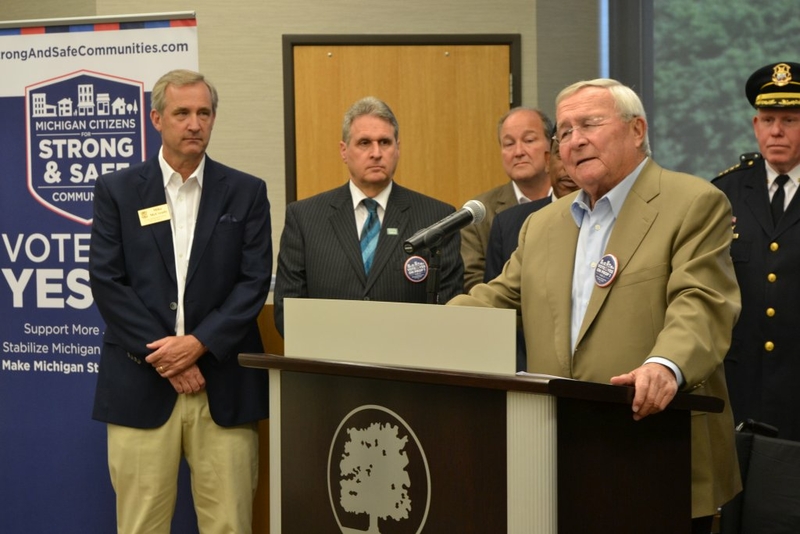 Oakland County moving forward with executive interviews amid ...