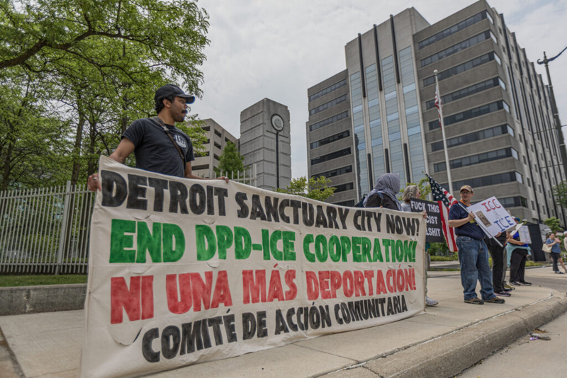 Dozens protest outside Detroit ICE field office against Los Angeles ...