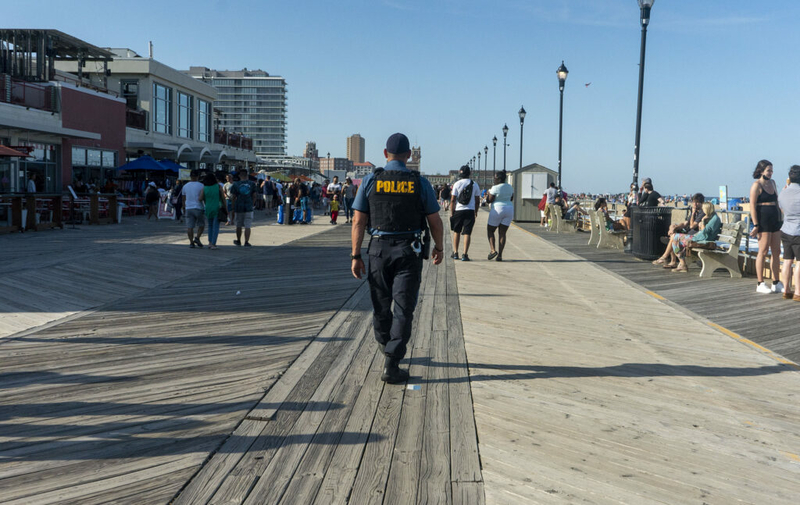 Lawmakers look for new ways to handle unruly crowds, public brawls ...