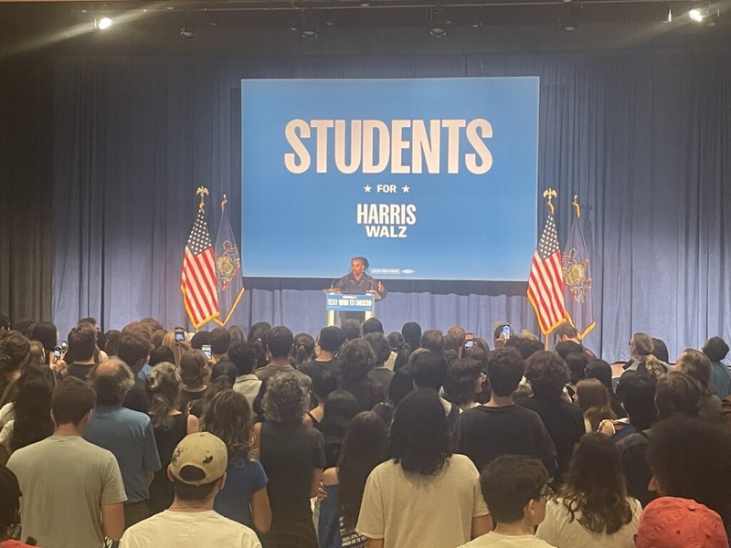 Summer Lee and AOC rally Pittsburgh college students to get involved in ...