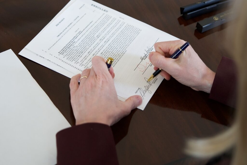 Virginia to raise minimum wage to $15 by 2028 under new law | News From ...