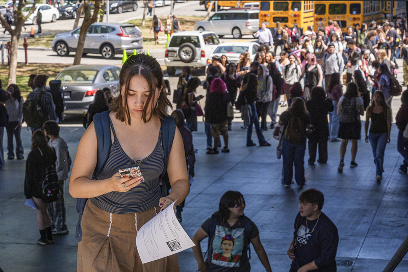 Ban cell phones in all K-12 schools? Not so fast, say school officials ...