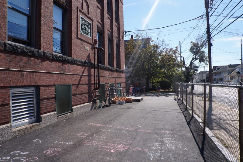 State school building program favors wealthier districts, leaving lower ...