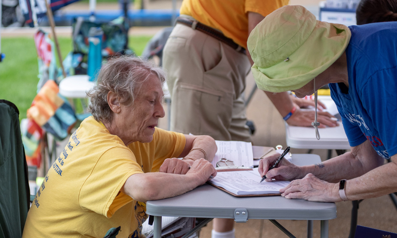 No Kings rallies draw thousands across Missouri, bolster initiative ...