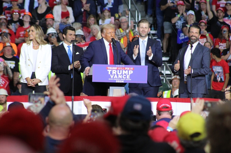 Trump grows reflective in Reading before Pittsburgh rally on final day ...
