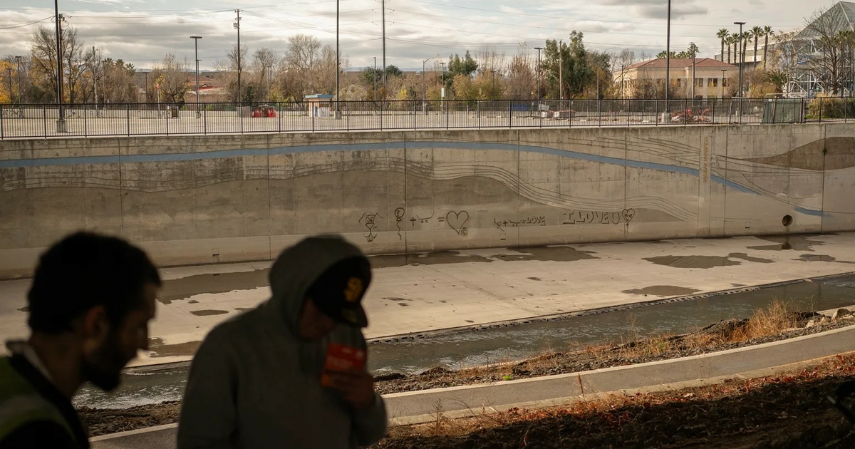 State program to clear homeless encampments show signs of success, but ...