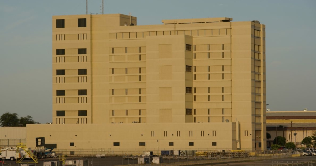 Hawaii Corruption Offenders Are Getting Reduced Sentences — With One ...