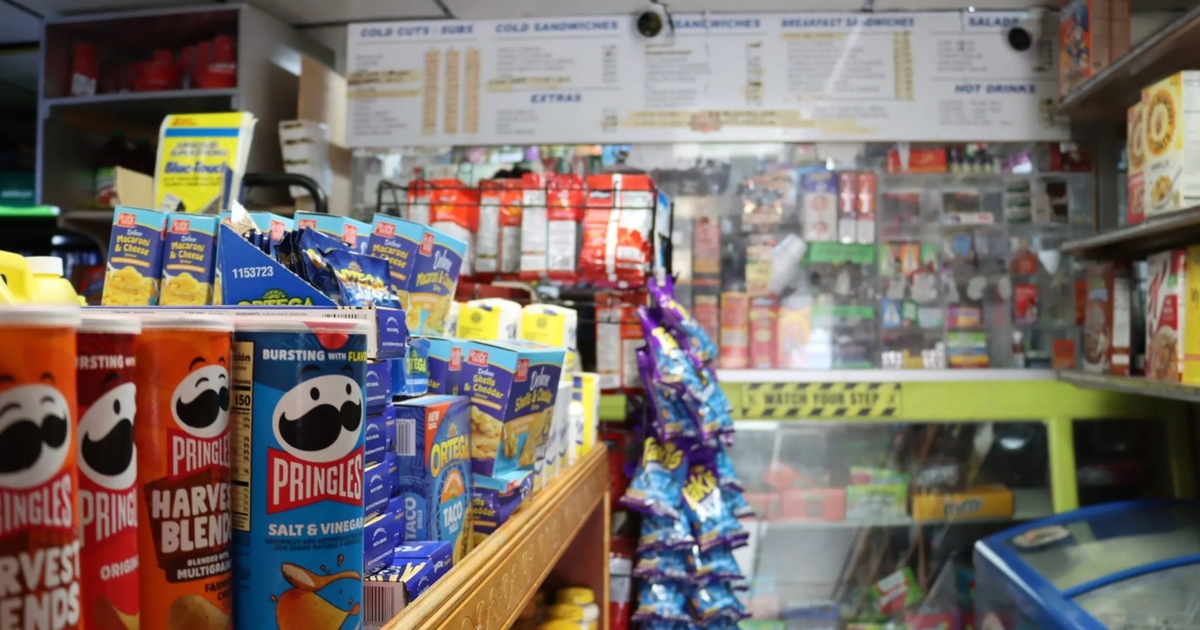 Should Wilmington temporarily ban new corner stores? | News From The States