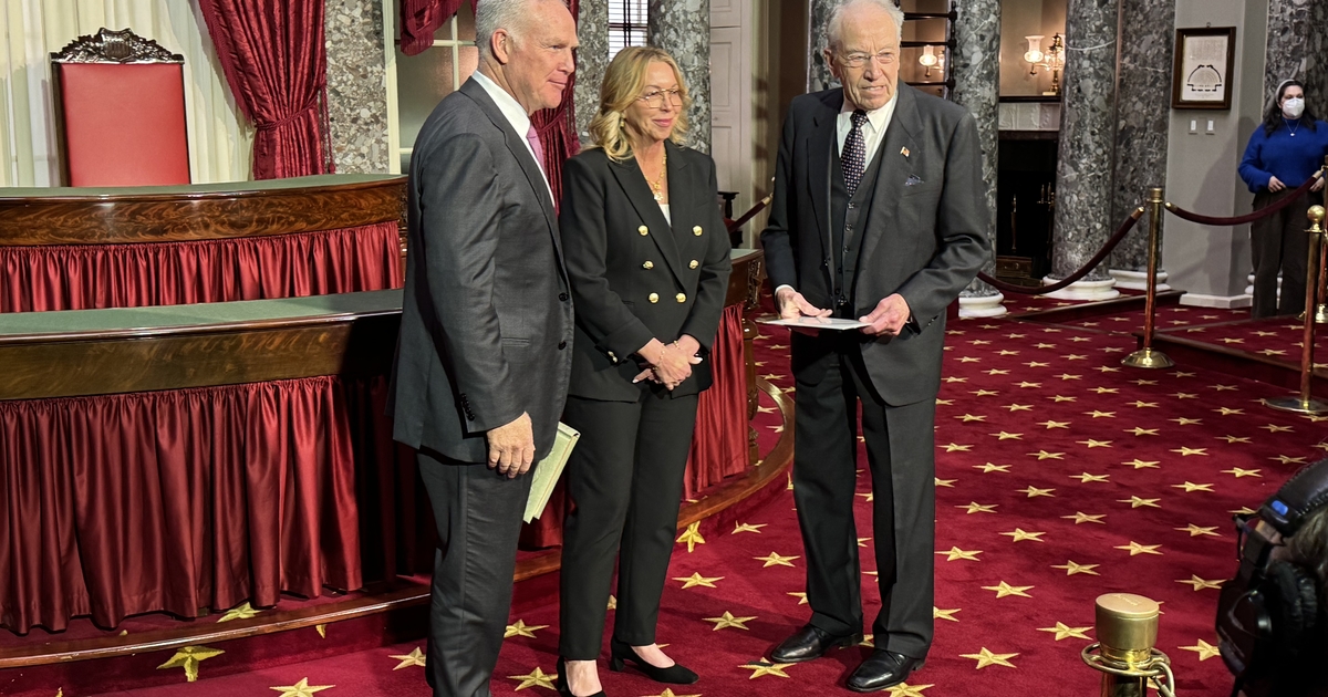 New US senator for Oklahoma sworn in, replacing Markwayne Mullin | News ...