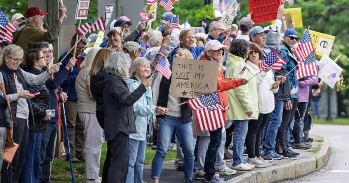 ‘People are angry’: Thousands turn out across Maine to protest Trump ...
